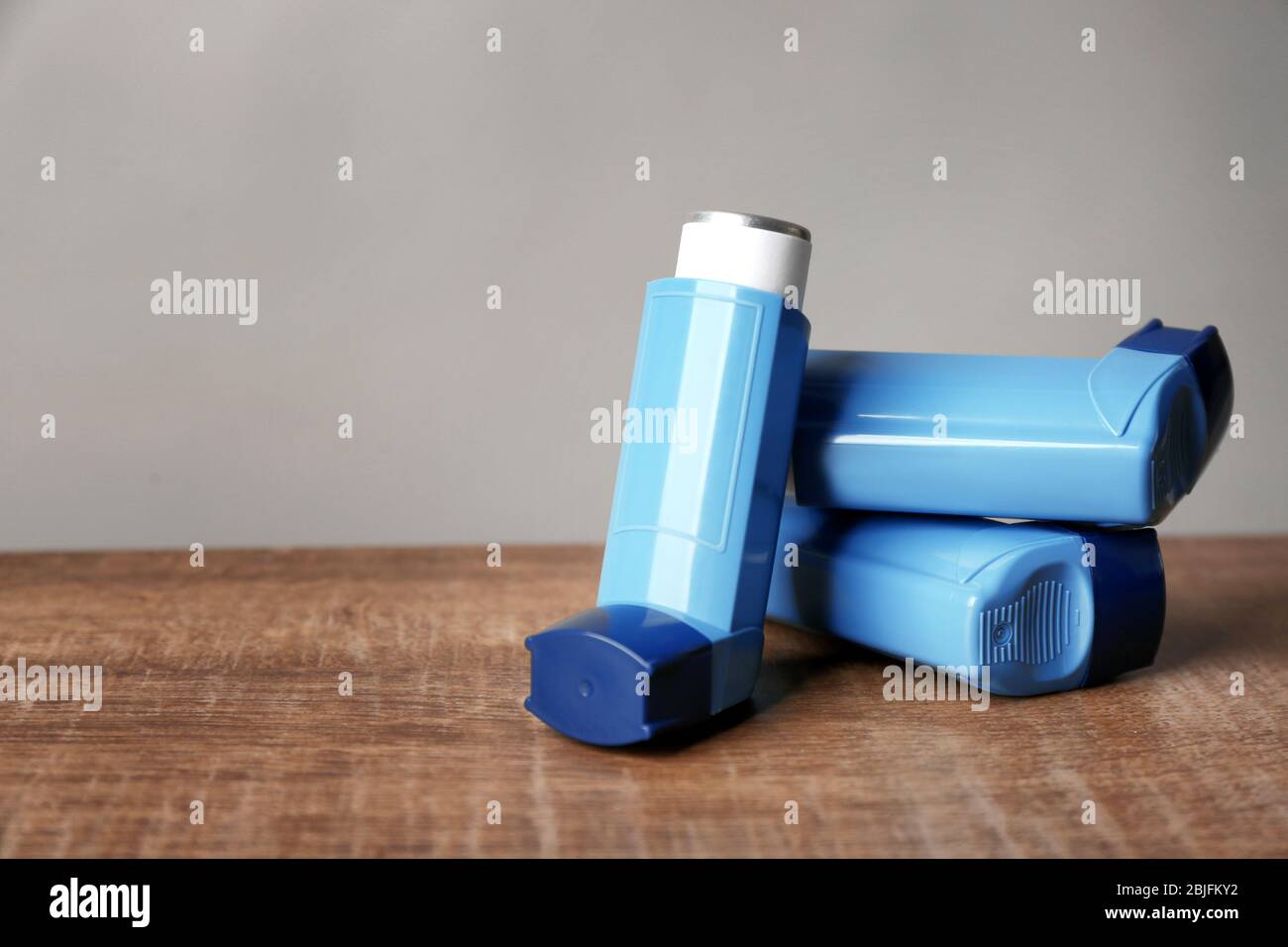 Inhalers and pharmacy hi-res stock photography and images - Alamy