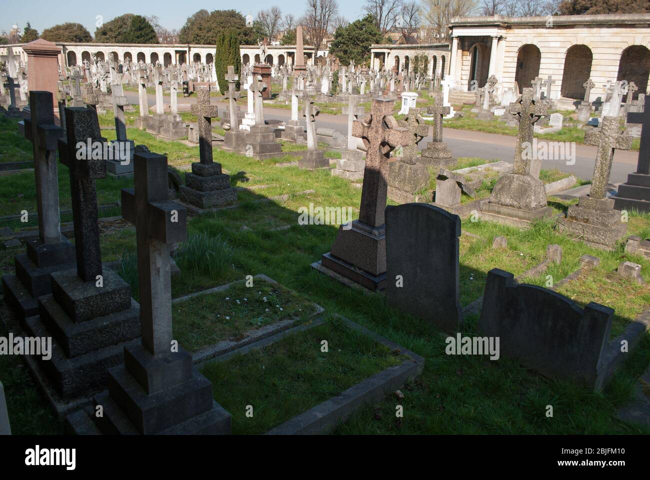 Brompton Cemetery, Fulham Rd, Kensington, London SW10 9UG Stock Photo ...
