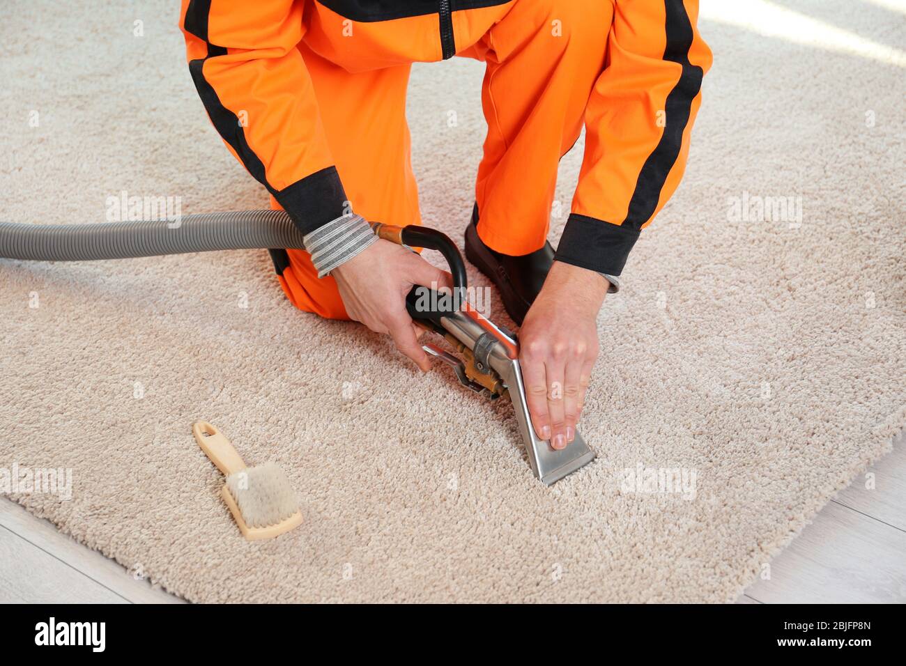 Hand removing nozzle hi-res stock photography and images - Alamy