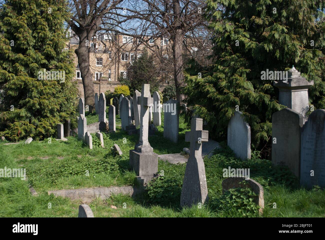 Brompton Cemetery, Fulham Rd, Kensington, London SW10 9UG Stock Photo ...