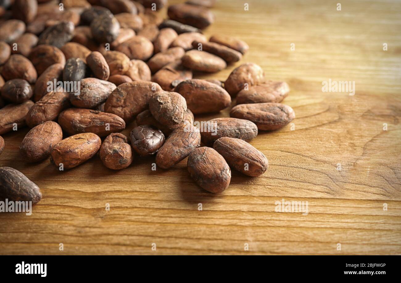 Cocoa nibs roast hi-res stock photography and images - Alamy