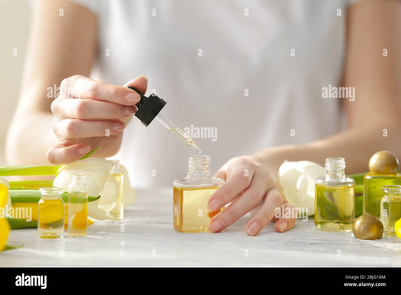 Oil hands dripping hi-res stock photography and images - Alamy