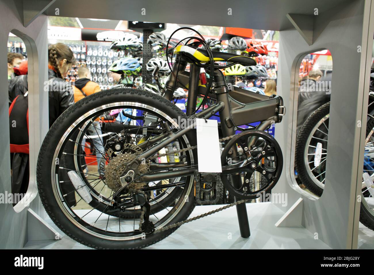 Bicycle exhibition in showroom Stock Photo - Alamy