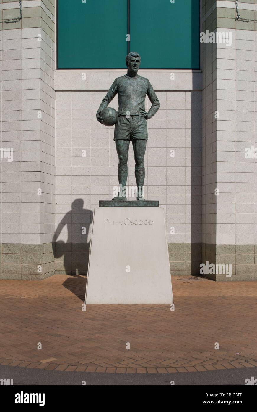Peter osgood statue hi-res stock photography and images - Alamy