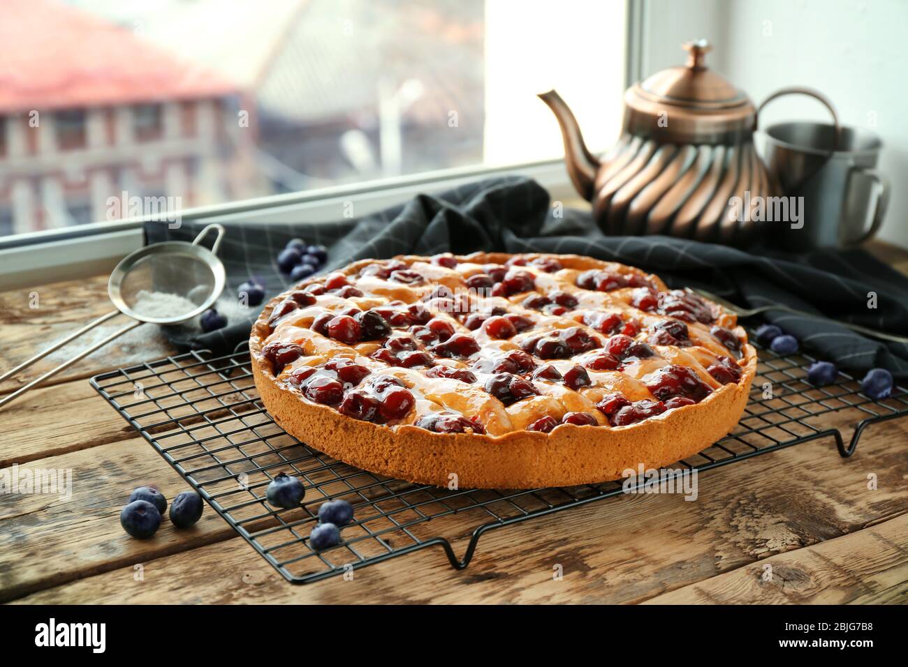 Homemade pie cooling window hi-res stock photography and images - Alamy