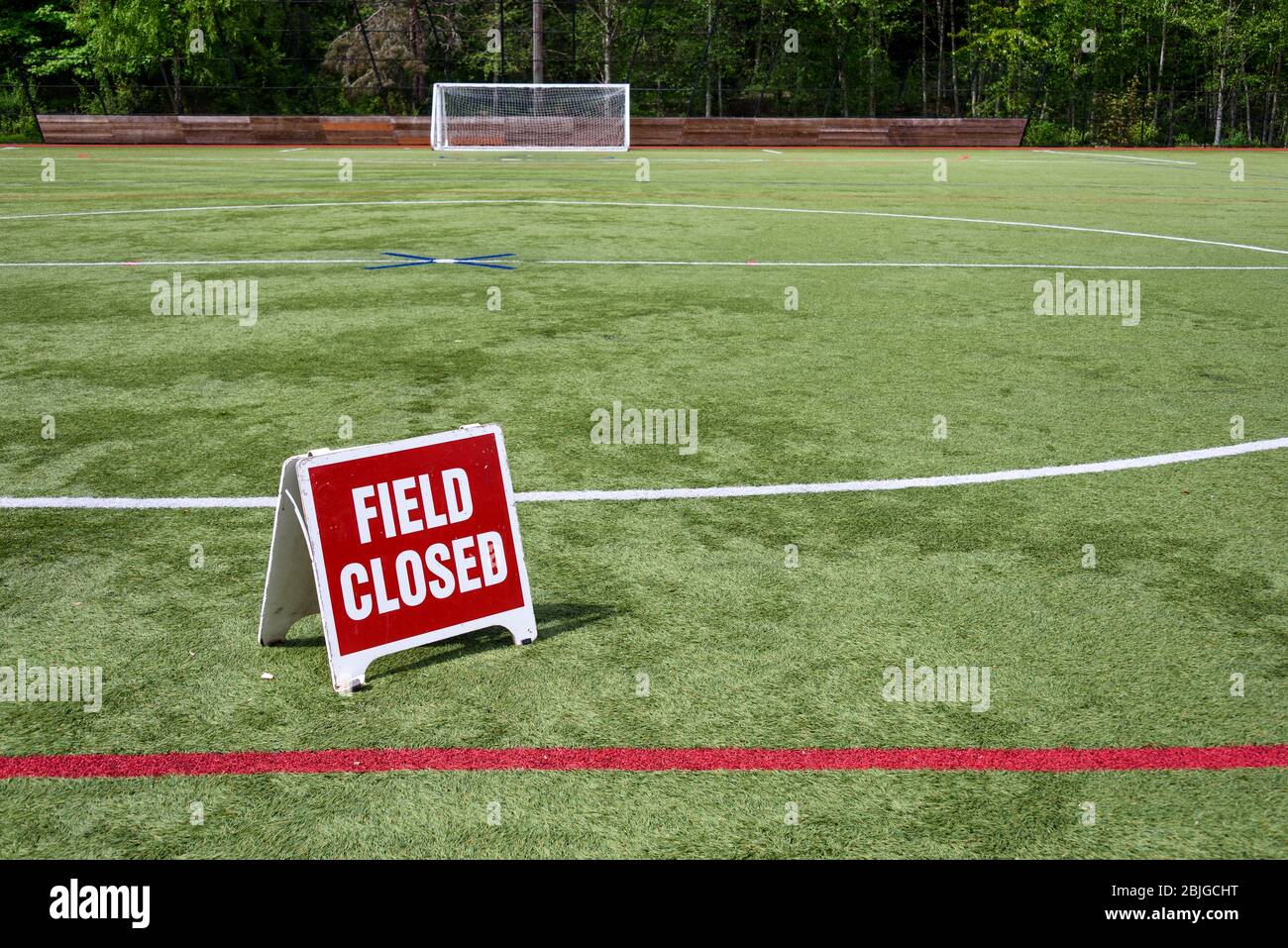 Field closed sign, athletic field closed due to coronavirus response ...
