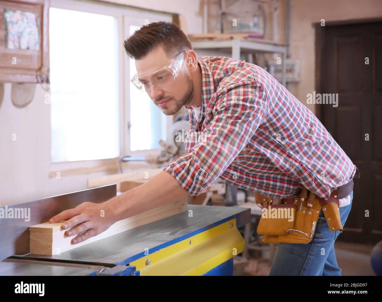 Preparing the timber hi-res stock photography and images - Alamy
