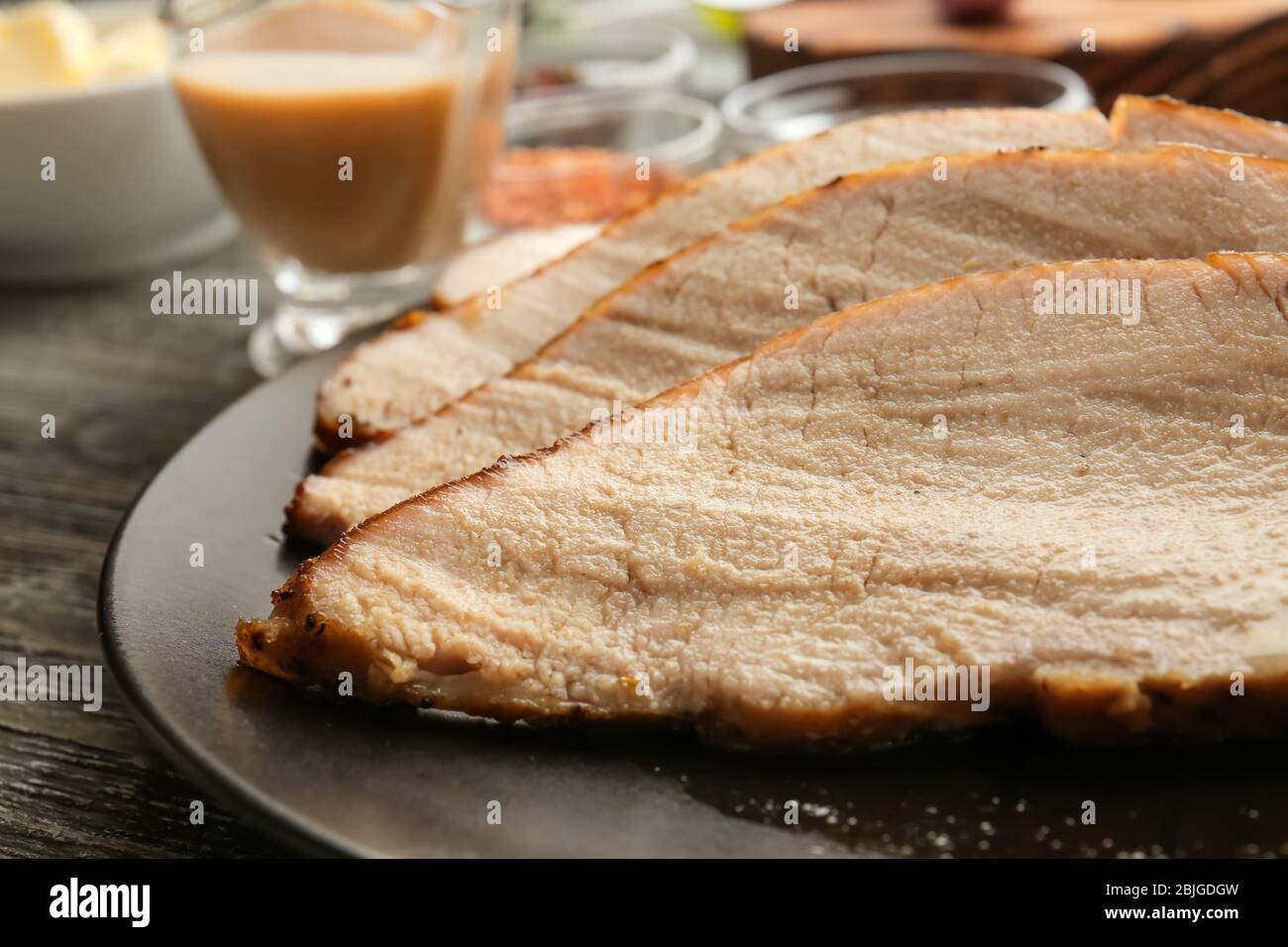 Sliced turkey dinner thanksgiving hi-res stock photography and images ...