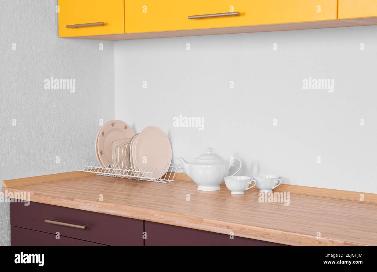 Interior of beautiful modern kitchen Stock Photo - Alamy