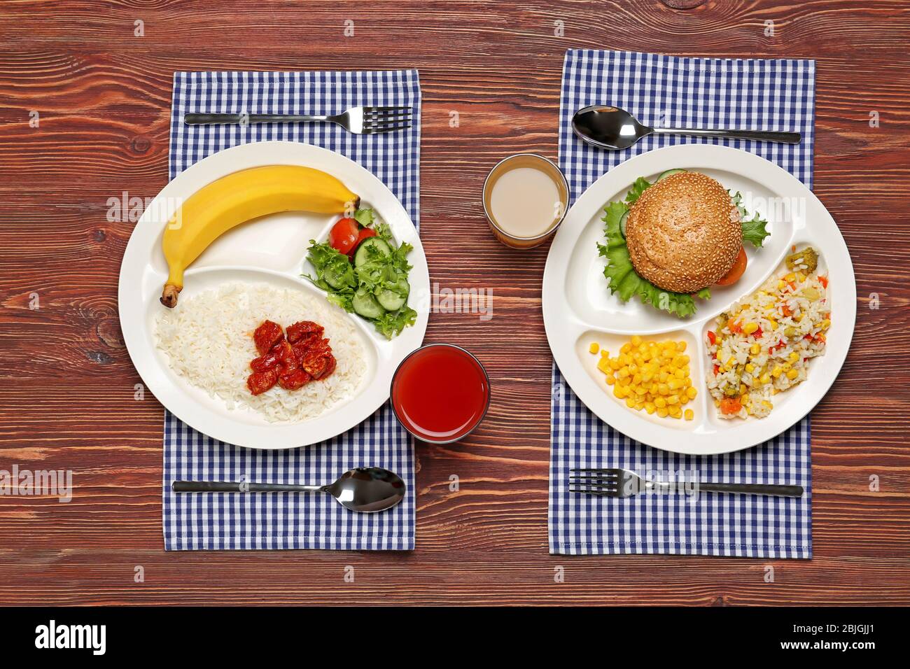 School lunch plastic trays hi-res stock photography and images - Alamy
