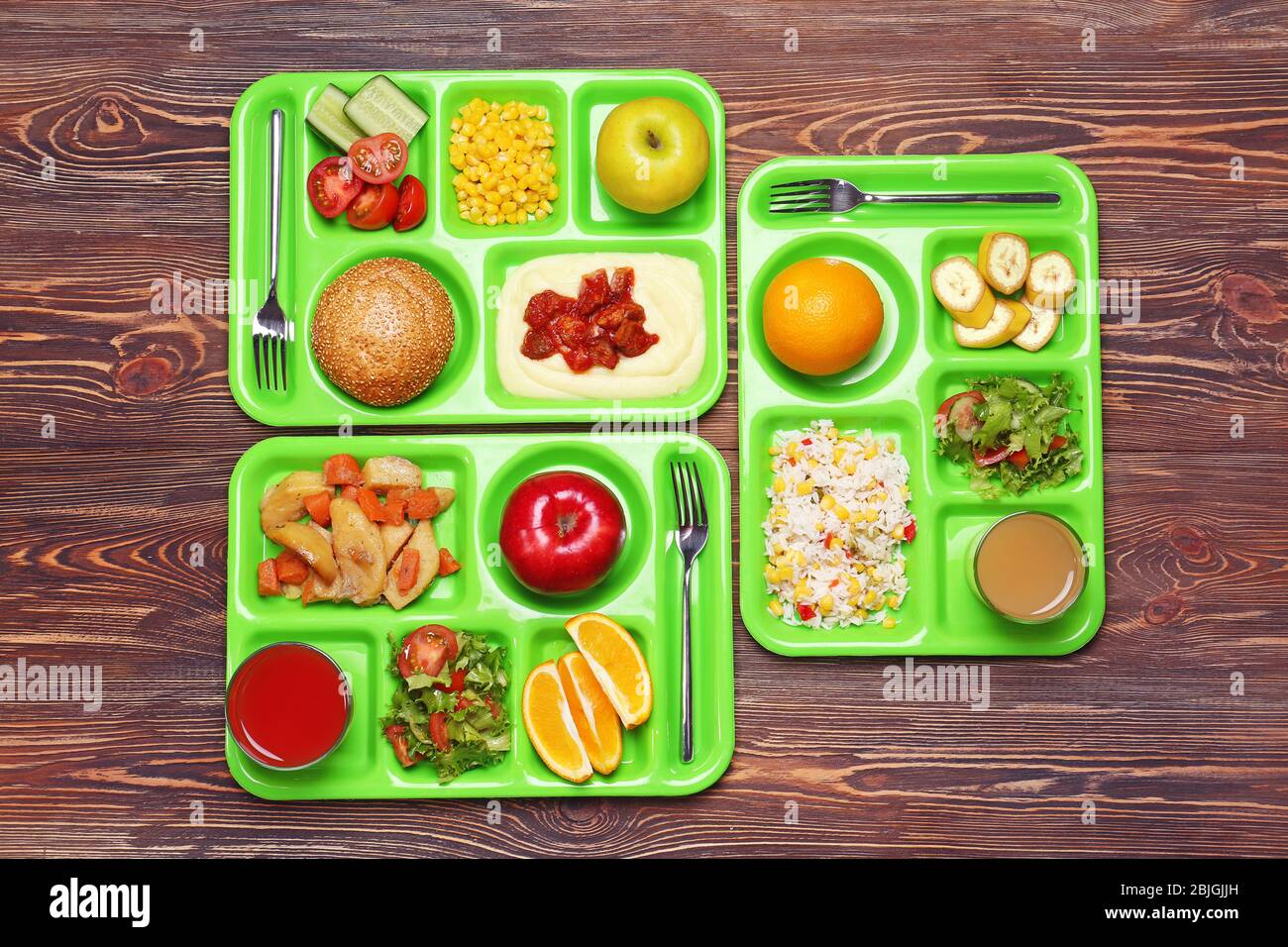 School lunch plastic trays hi-res stock photography and images - Alamy