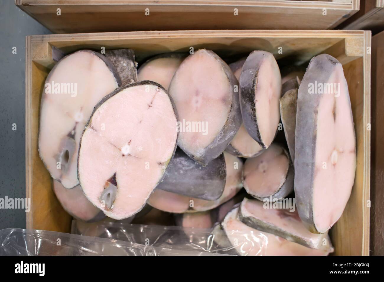 Frozen fish in supermarket Stock Photo - Alamy