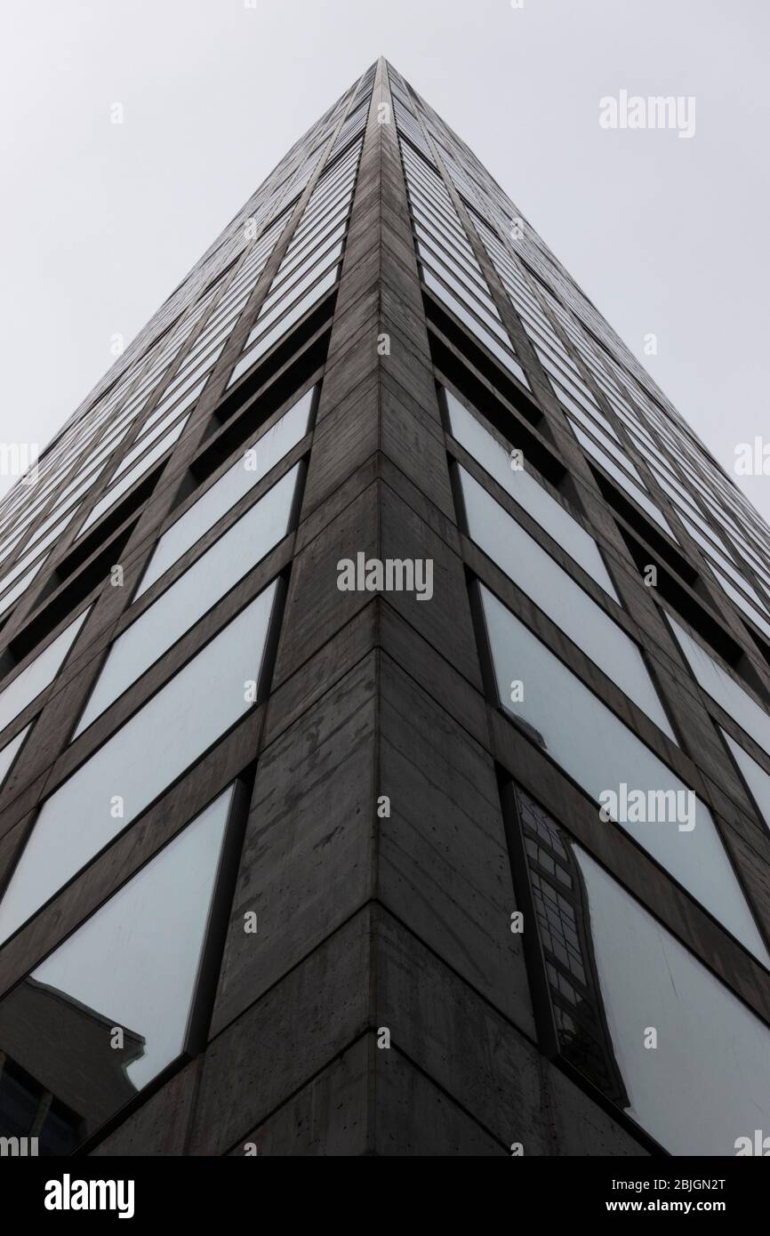 Perspective angle of view hi-res stock photography and images - Alamy