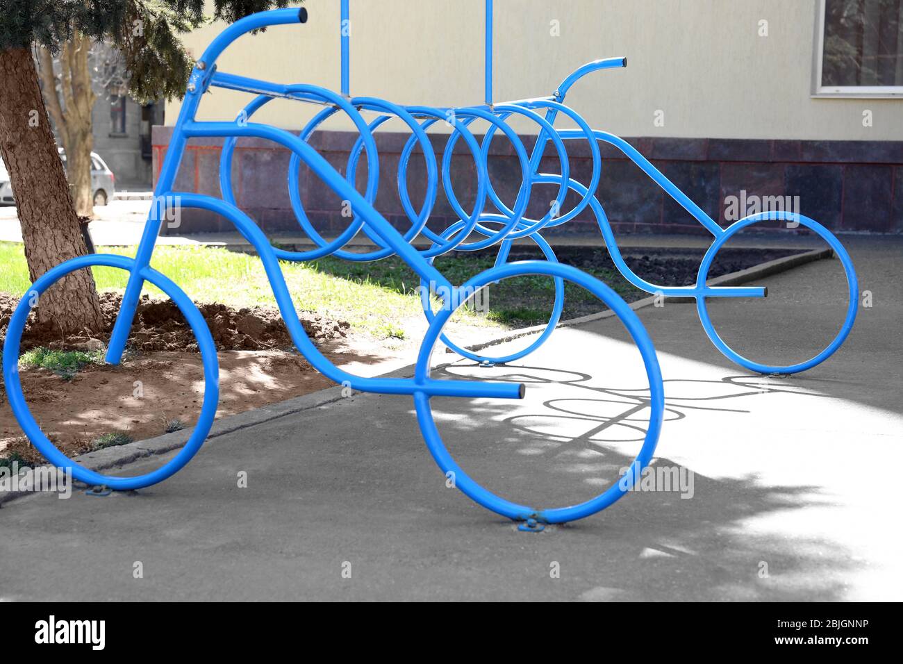 Empty bicycle rack in the city Stock Photo - Alamy