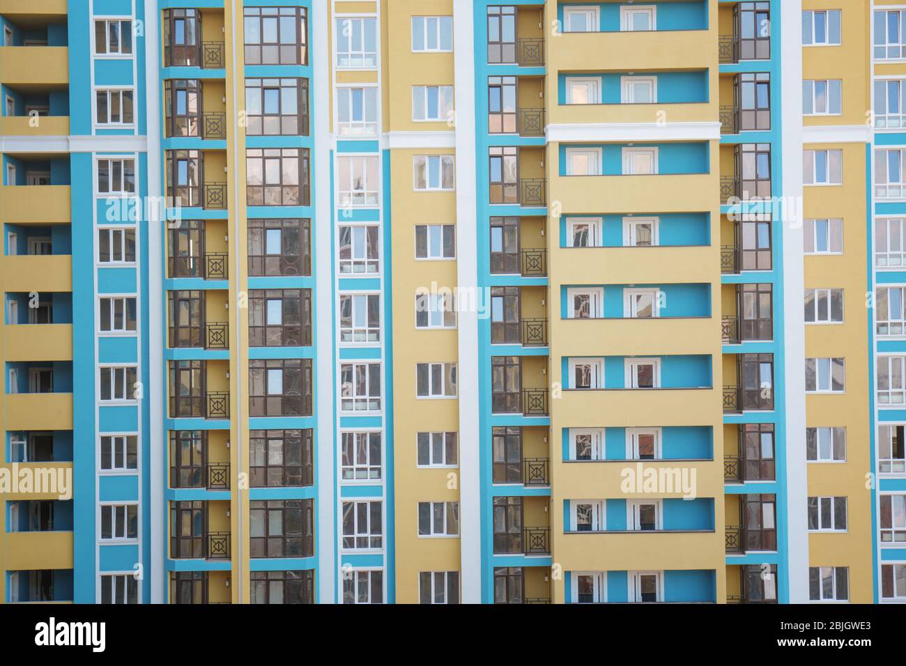 Exterior view of tower block building Stock Photo - Alamy