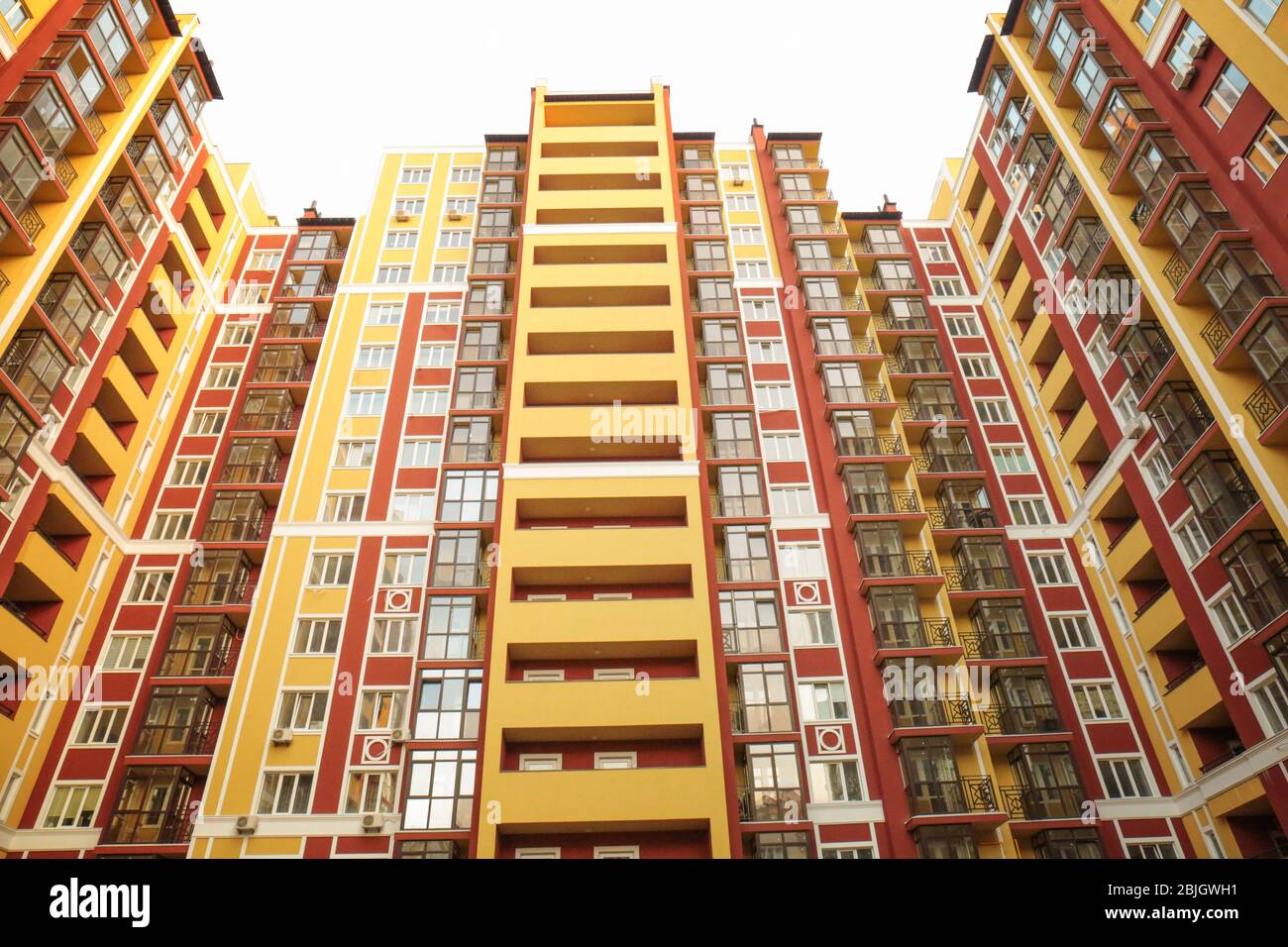 Exterior view of tower block building Stock Photo - Alamy