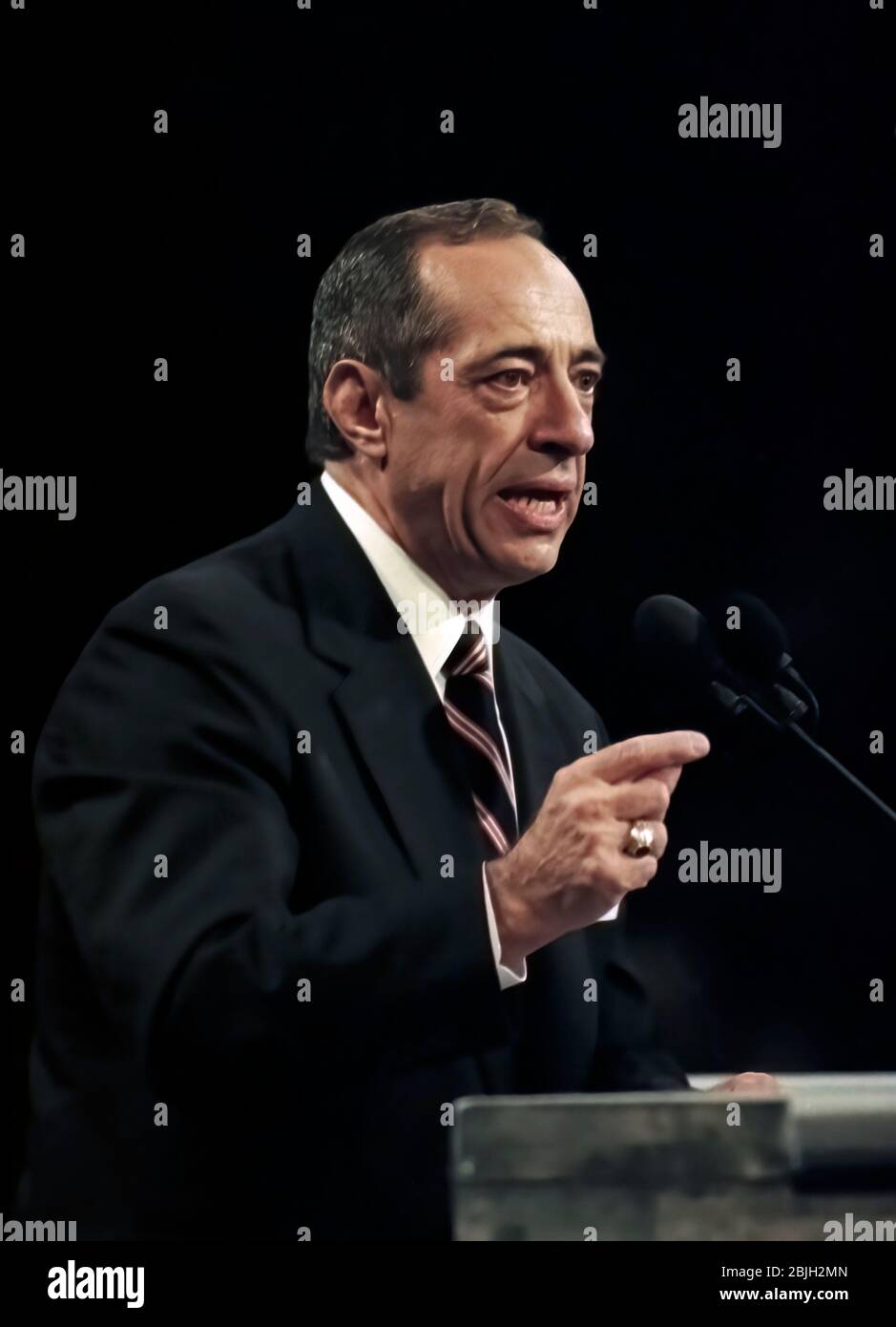 New York, NY. USA, July 15, 1992 Governor of New York Mario Cuomo ...