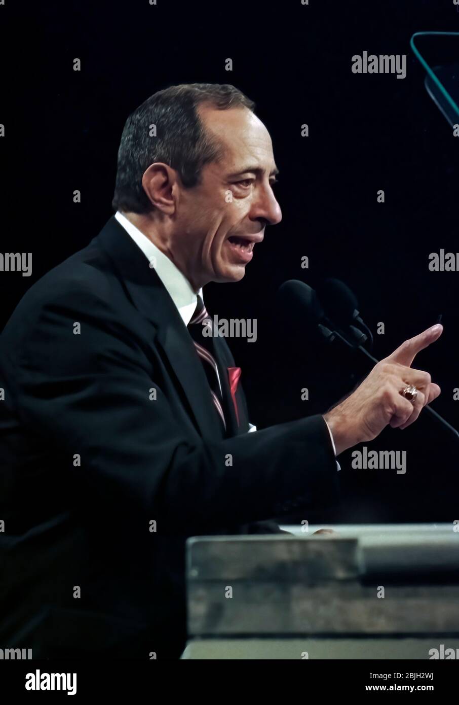 New York, NY. USA, July 15, 1992 Governor of New York Mario Cuomo ...
