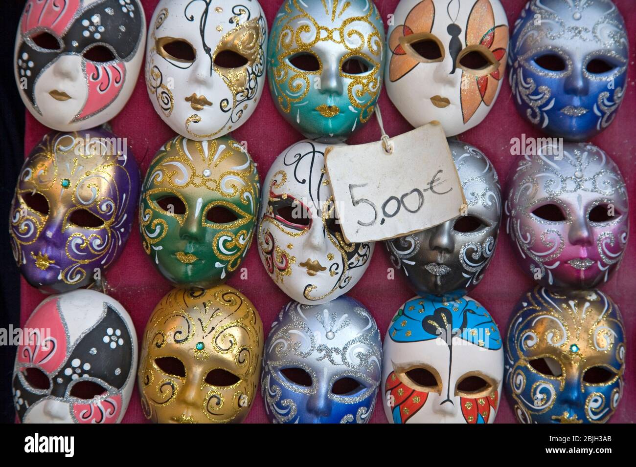 Venetian Masks, Street Vendor, Piazza San Marco, Venice, Italy Stock ...