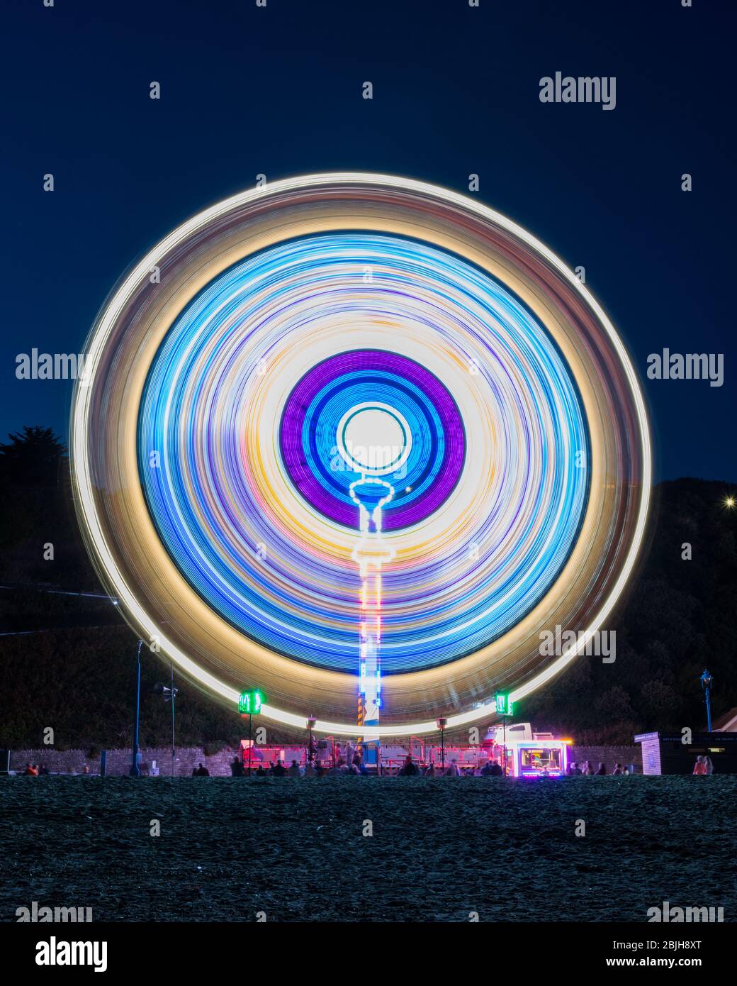 Citywide background hi-res stock photography and images - Alamy