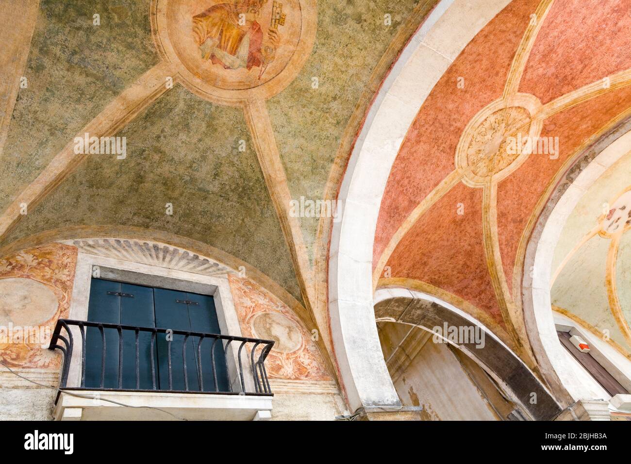 Vaulted Arcade High Resolution Stock Photography and Images - Alamy