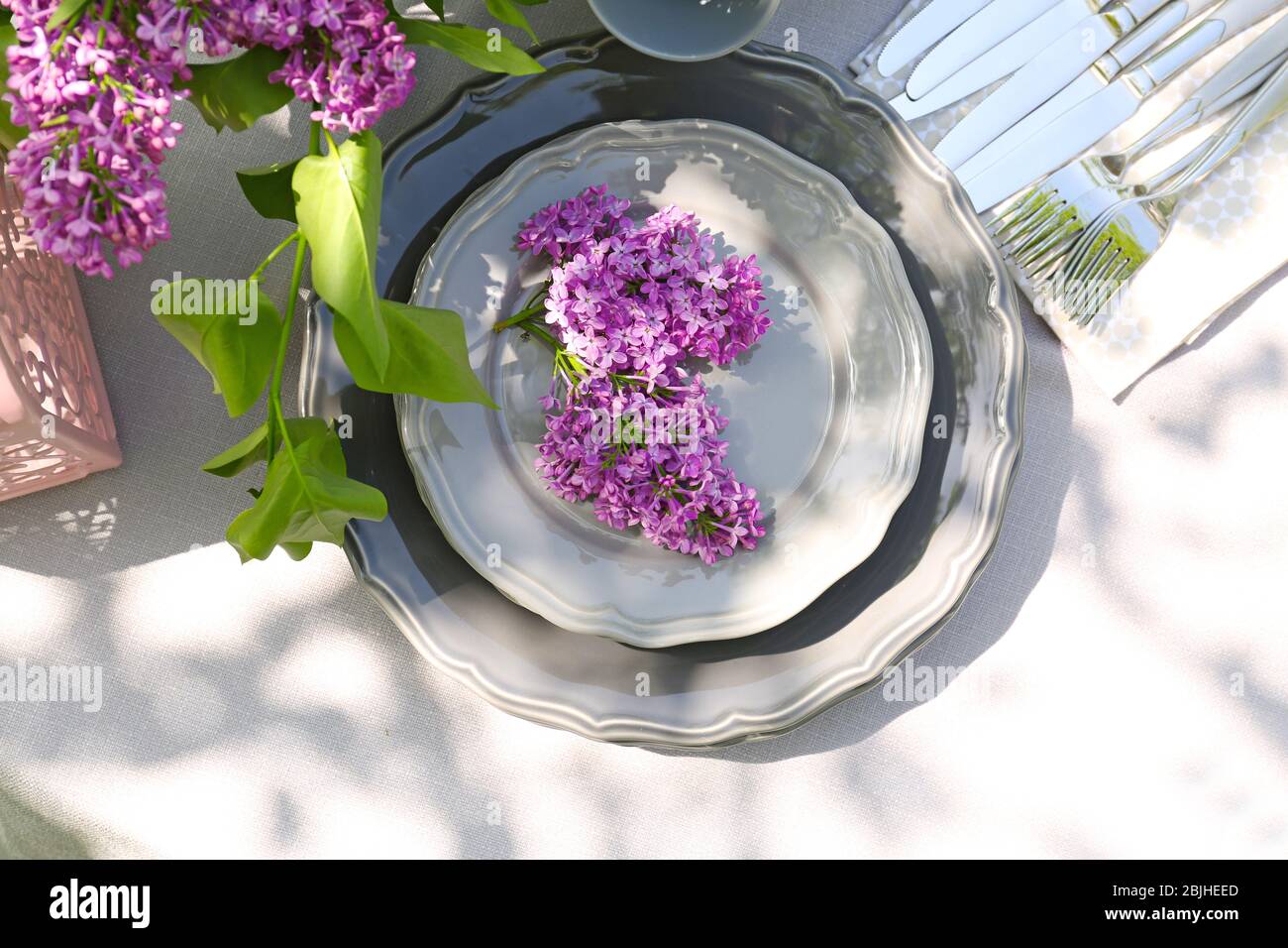 Plates beautiful lilac decoration hi-res stock photography and images ...