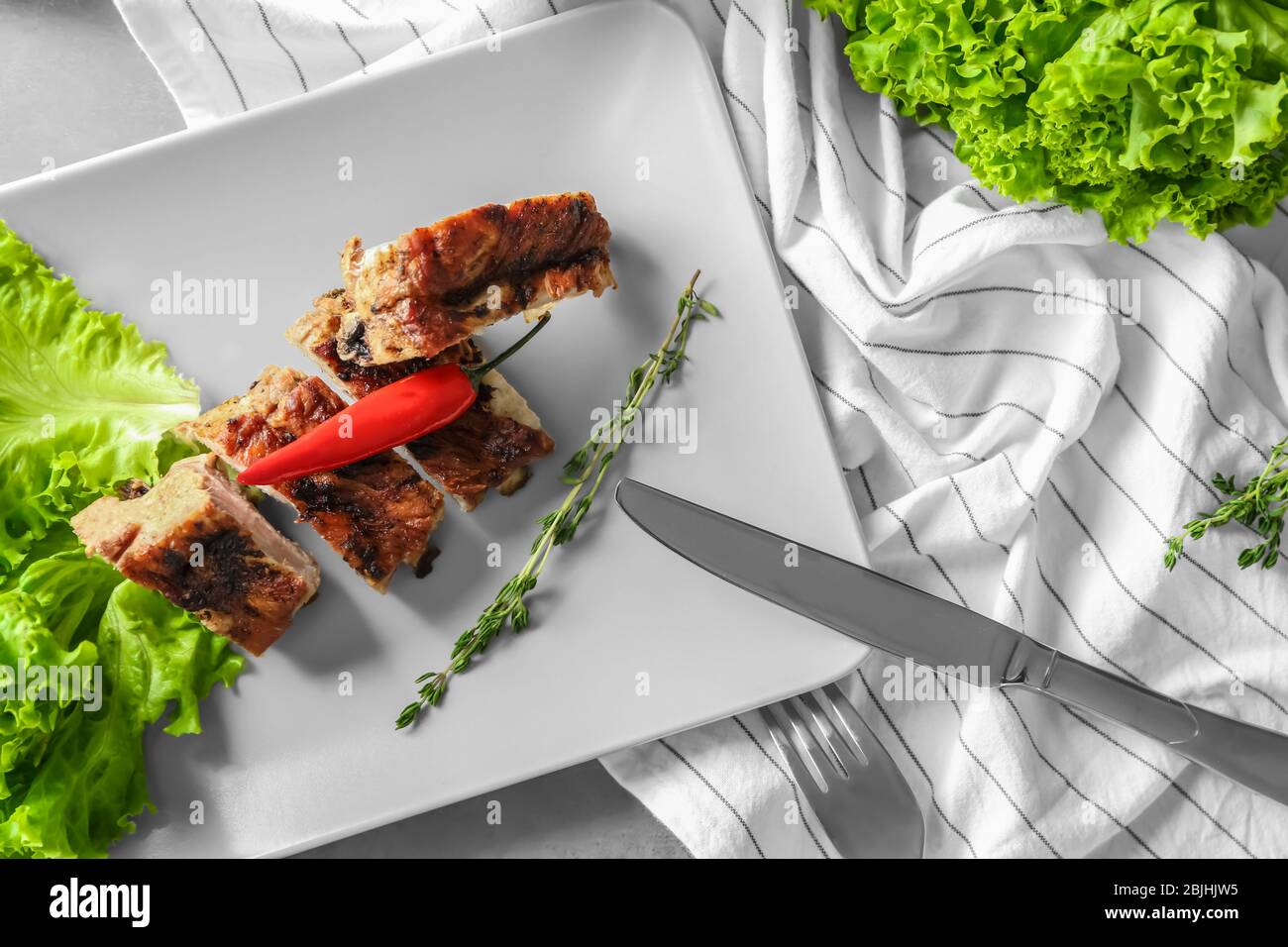Ribs with salad hi-res stock photography and images - Alamy