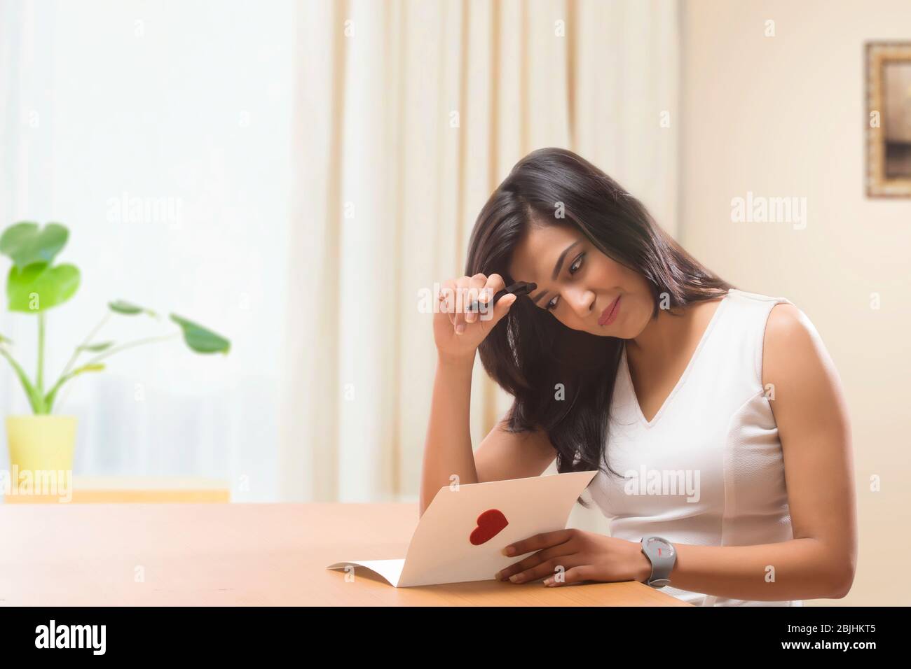 Writing a card hi-res stock photography and images - Alamy