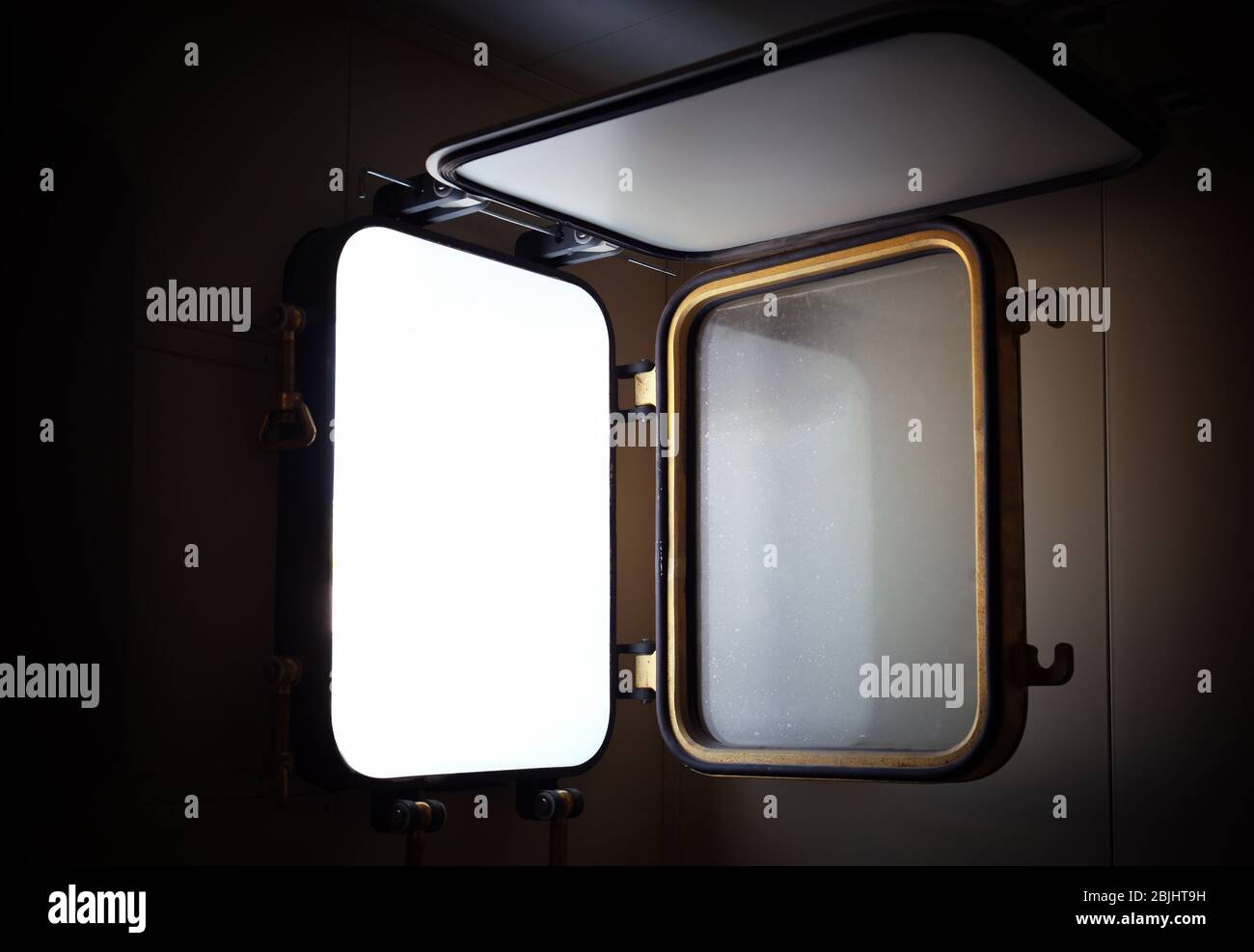 Open Porthole