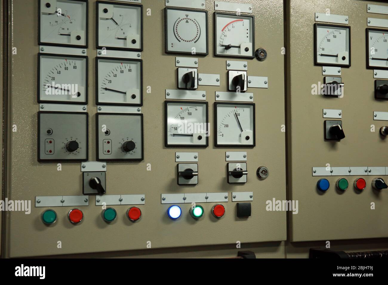 Control panel of modern vessel Stock Photo - Alamy