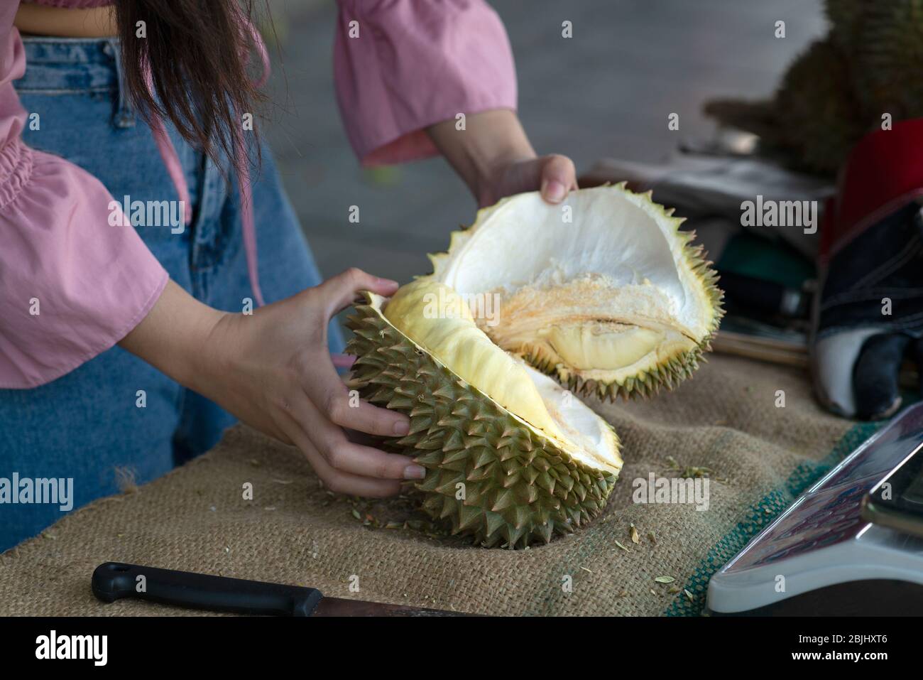 Mangle tray hi-res stock photography and images - Alamy