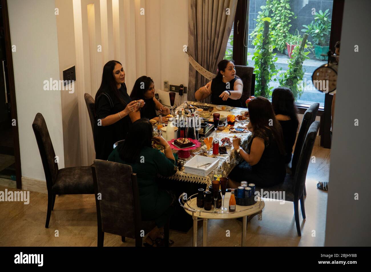 Ladies kitty party indian hi-res stock photography and images - Alamy