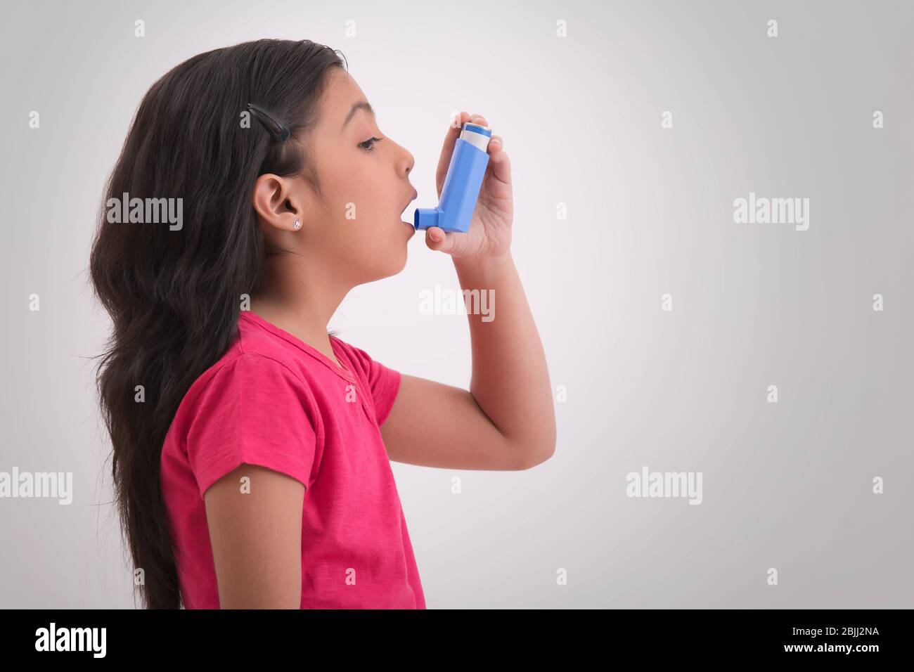 Inhaler children hi-res stock photography and images - Alamy