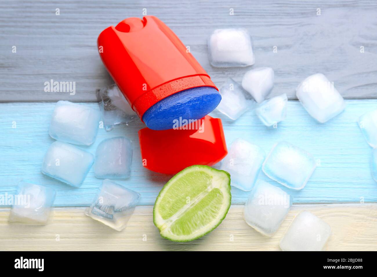 Cool water perfume for men hi-res stock photography and images - Alamy