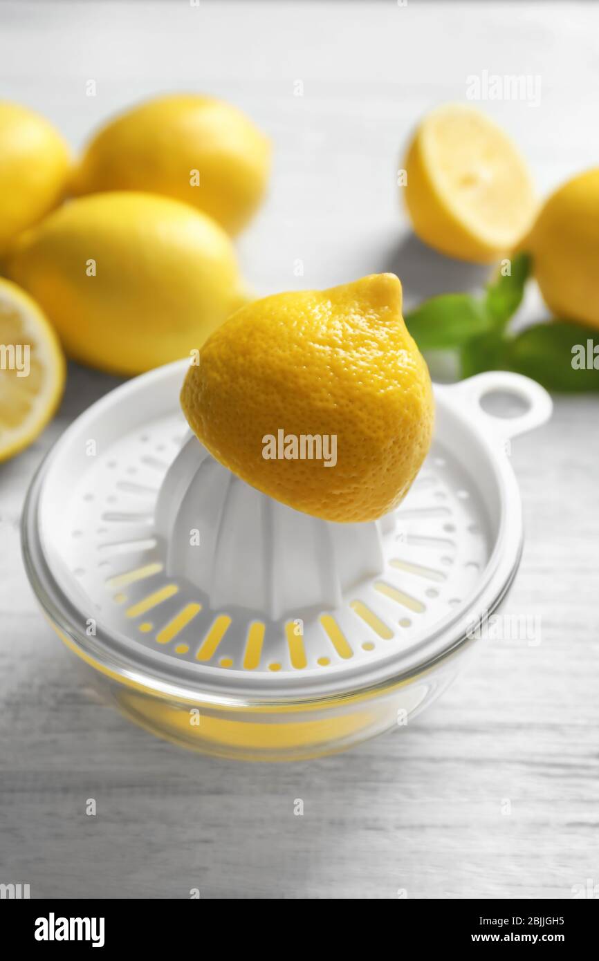 Plastic lemon squeezer on hi-res stock photography and images - Alamy
