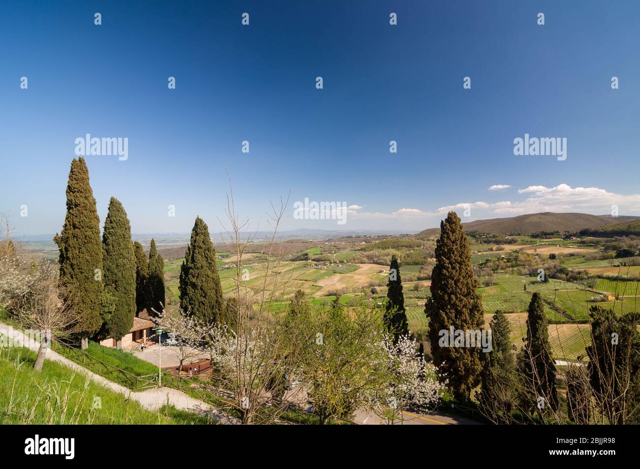 Typical italian country scene hi-res stock photography and images - Alamy