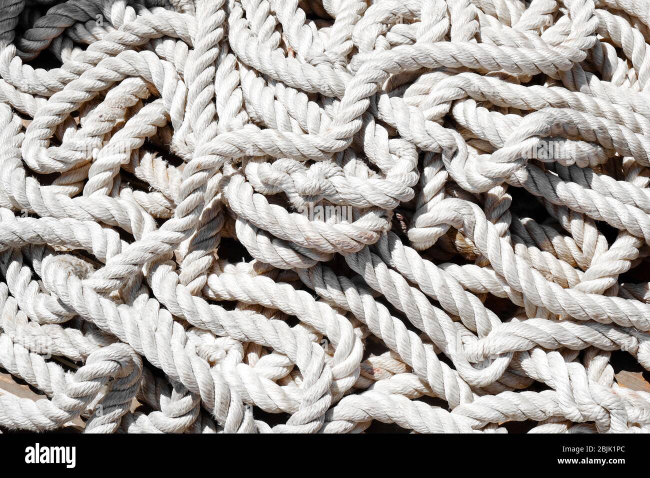 Thick braided ship rope hi-res stock photography and images - Alamy