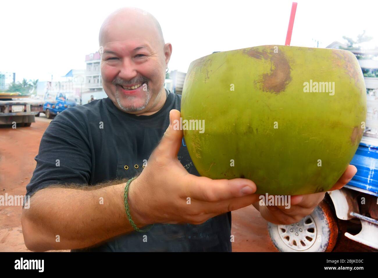 Man tropical portrait hi-res stock photography and images - Alamy