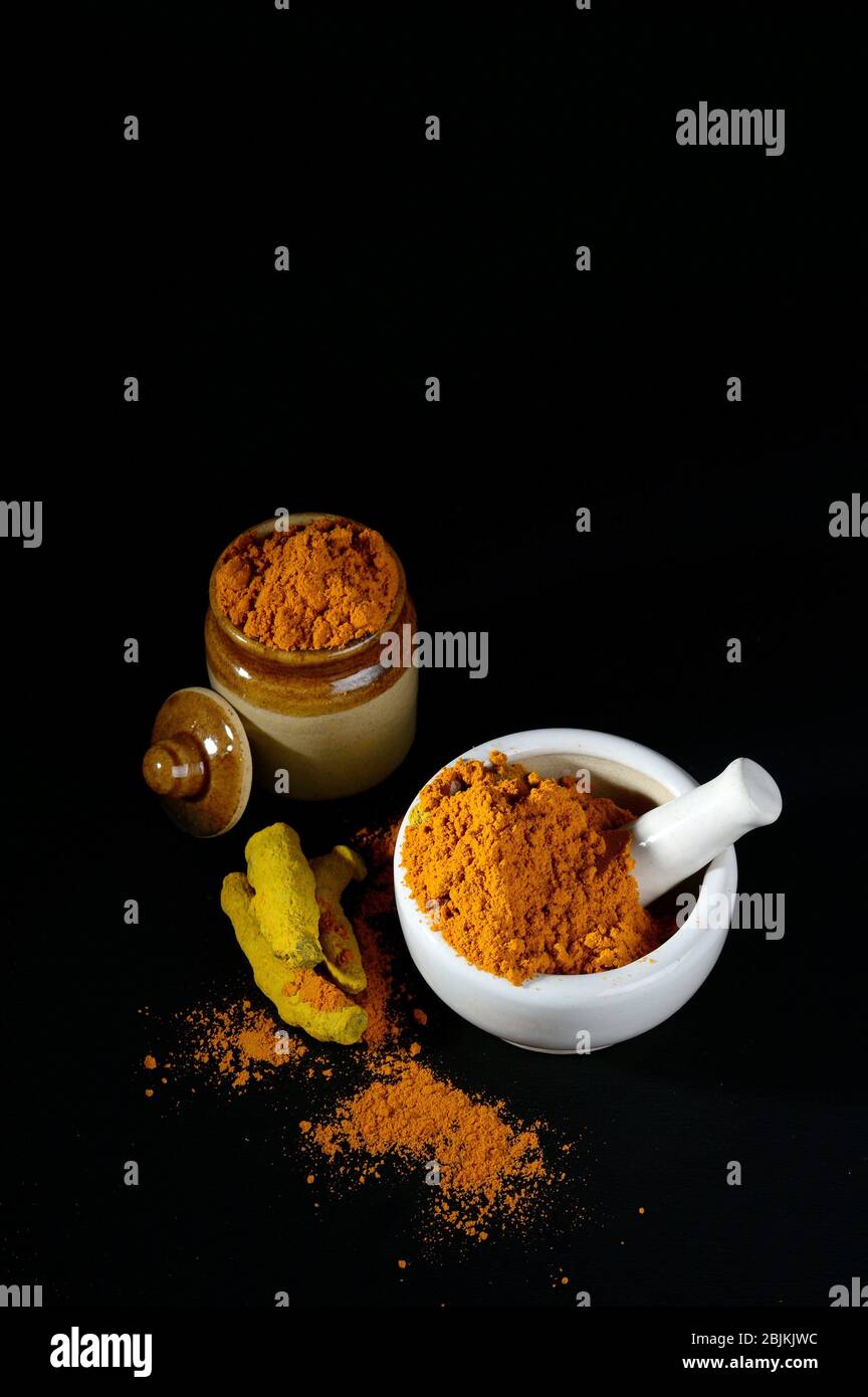 Pestle and powder hi-res stock photography and images - Alamy