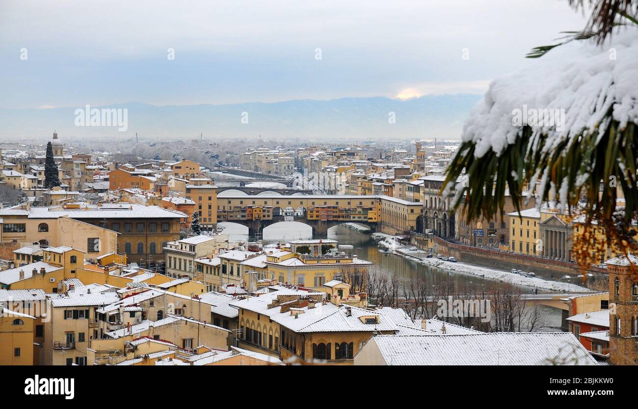 Duomo florence snow hi-res stock photography and images - Alamy