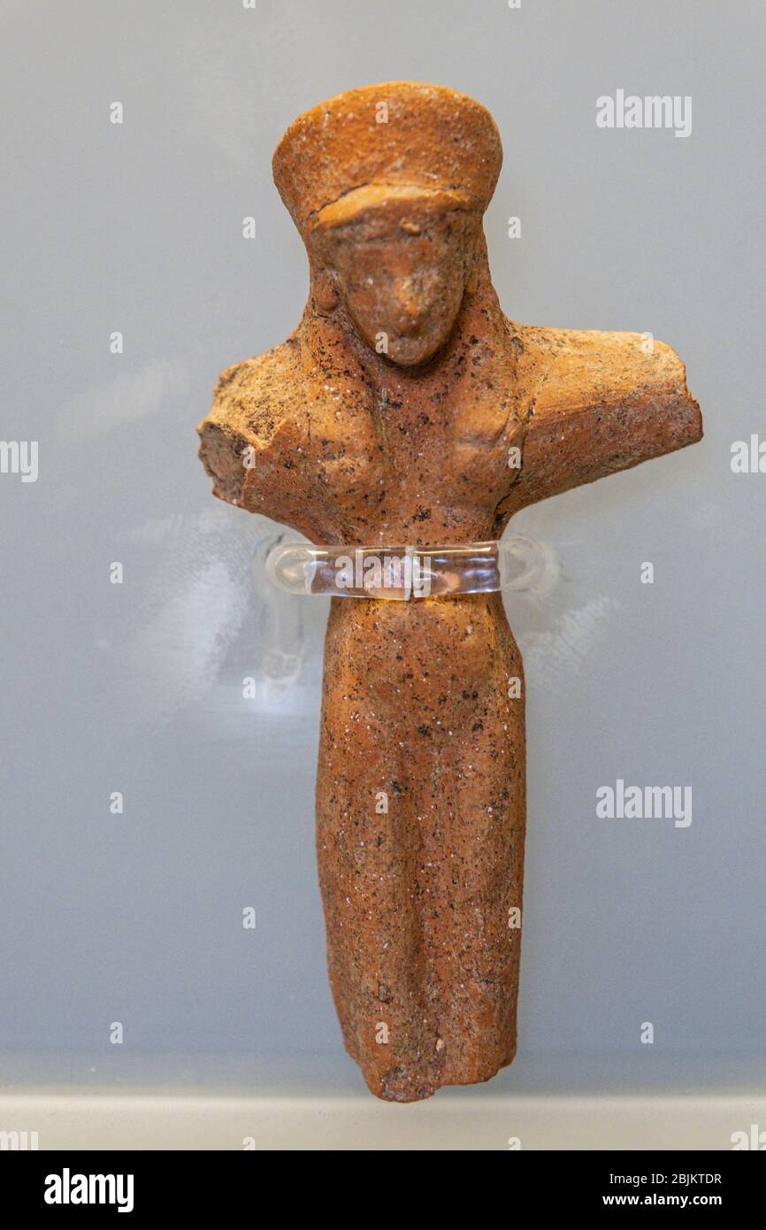 Ancient roman statuettes hi-res stock photography and images - Alamy