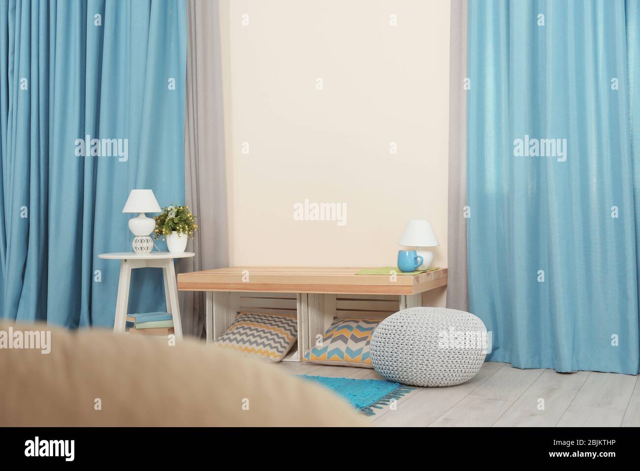 Stand for TV set in modern living room Stock Photo - Alamy