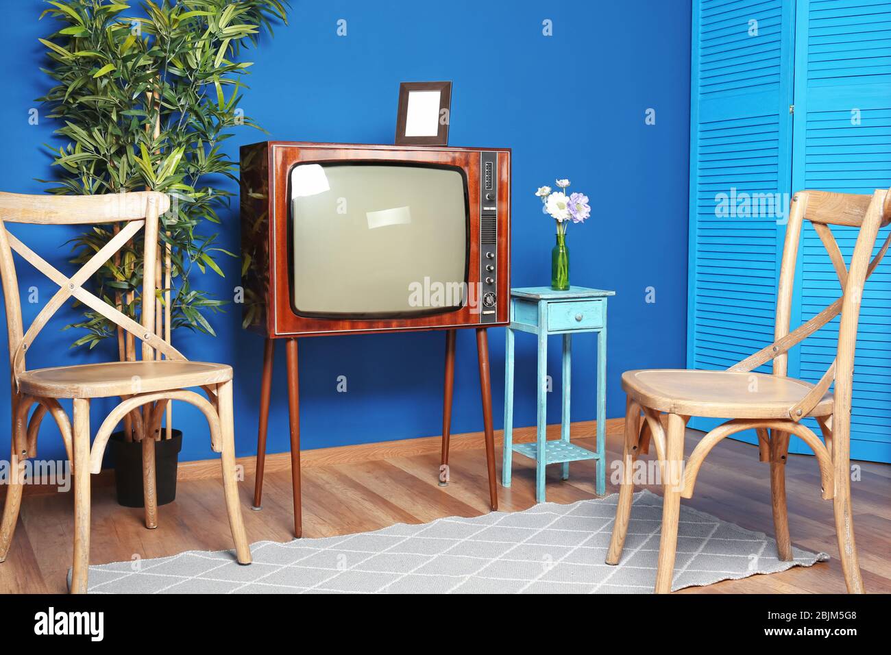 Design of interior with old TV Stock Photo - Alamy
