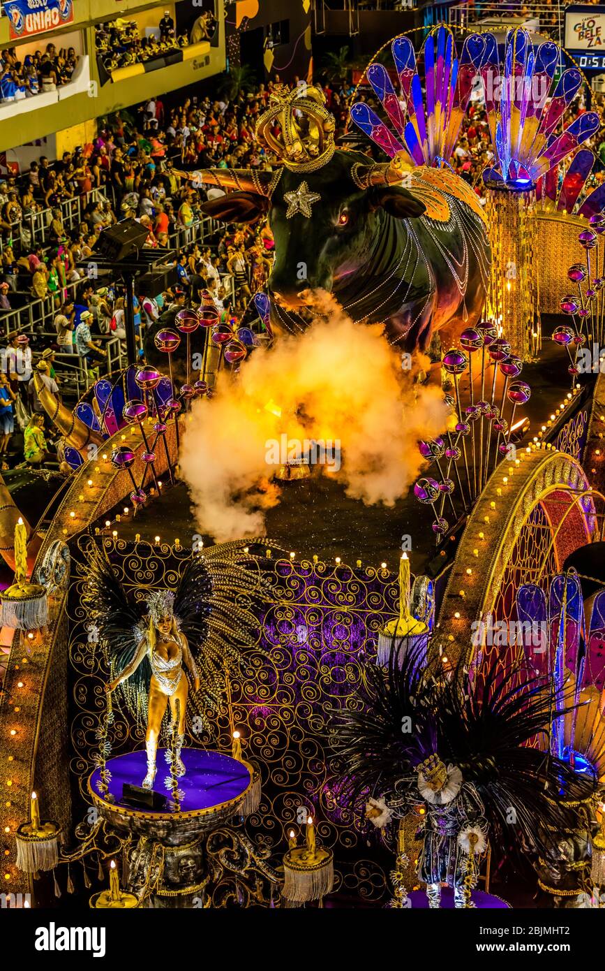King Carnival Float High Resolution Stock Photography and Images - Alamy