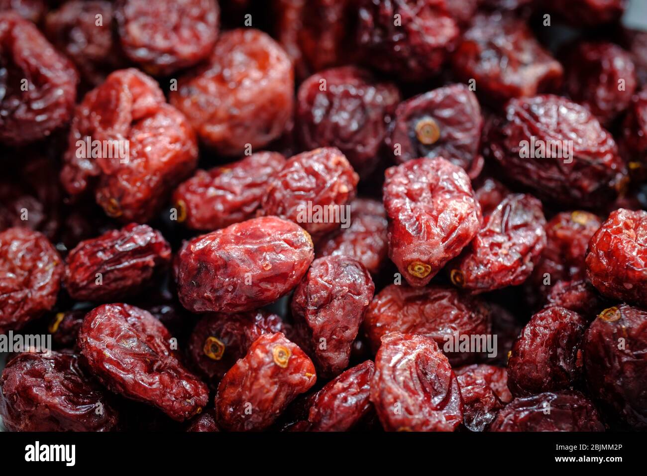 Dry organic cranberries, top view. Overhead. Close-up Stock Photo - Alamy