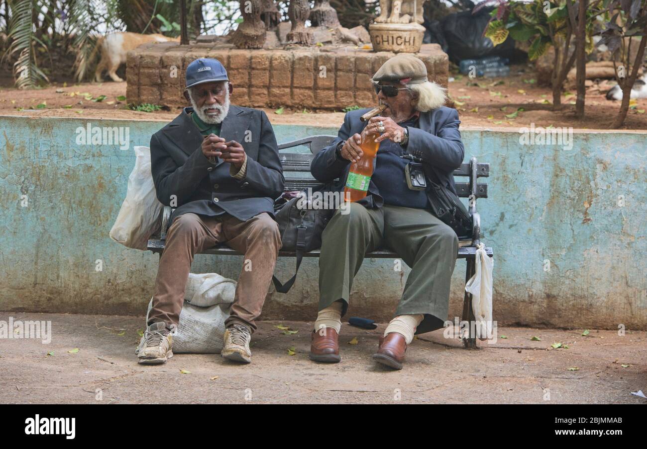 Havana style hi-res stock photography and images - Alamy