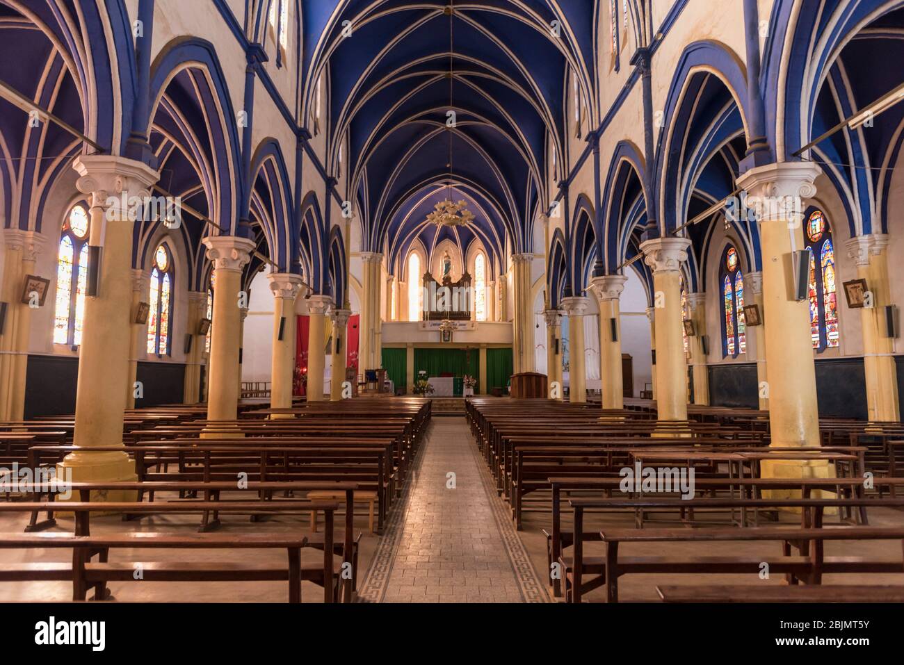 Madagascar antsirabe antsirabe church madagascar hi-res stock ...