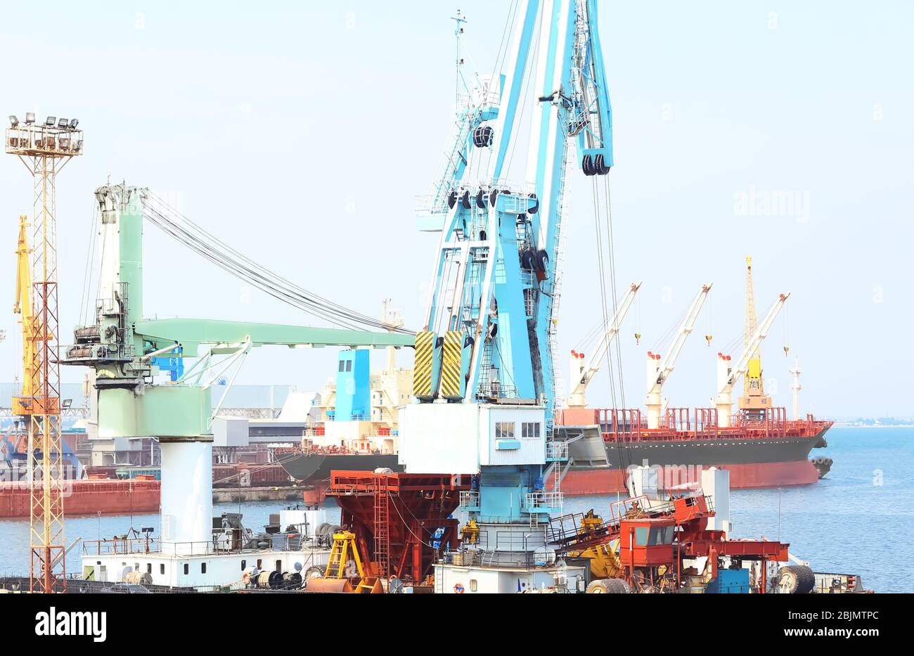 View of modern sea port Stock Photo - Alamy