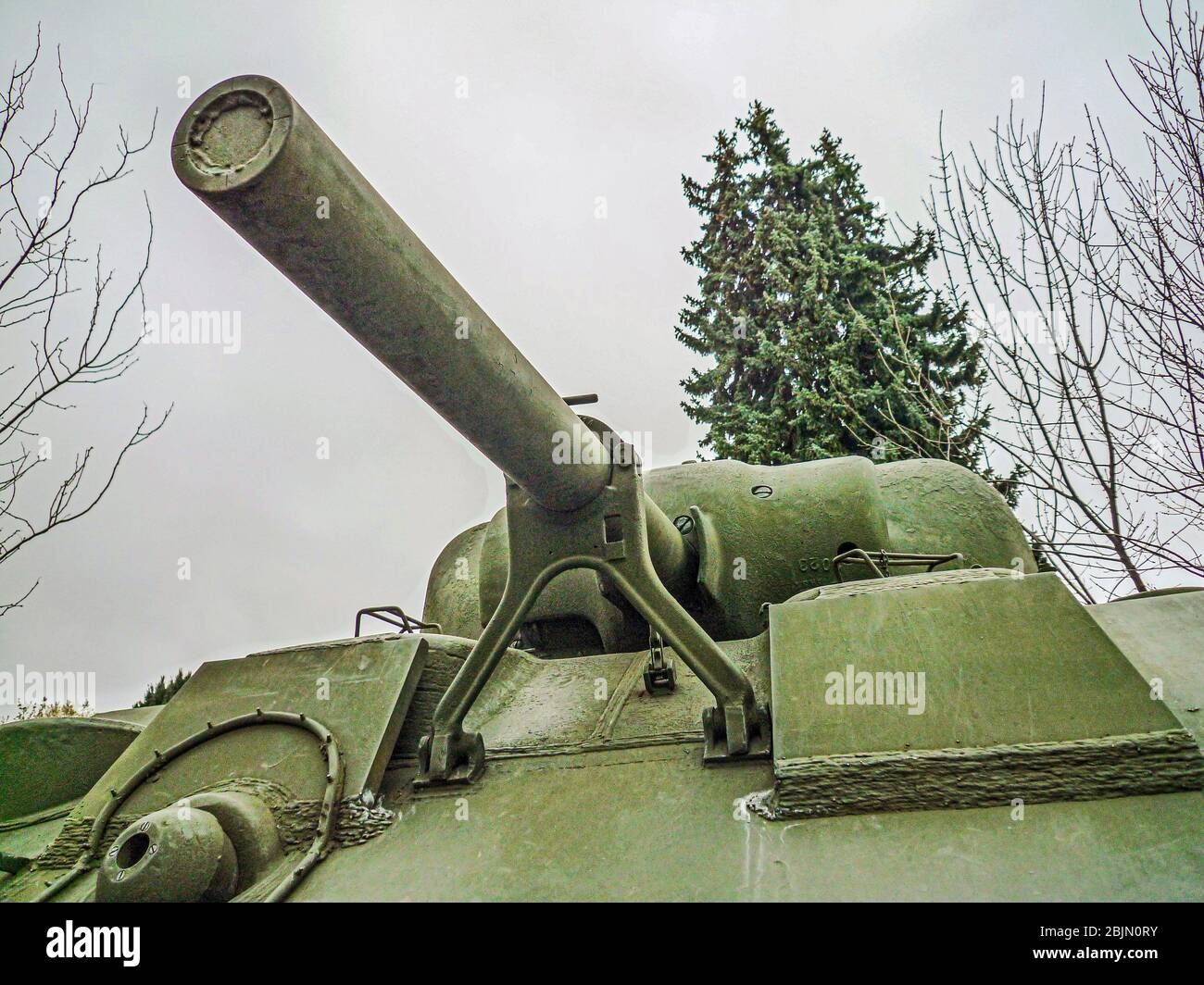 World war two cannon hi-res stock photography and images - Alamy