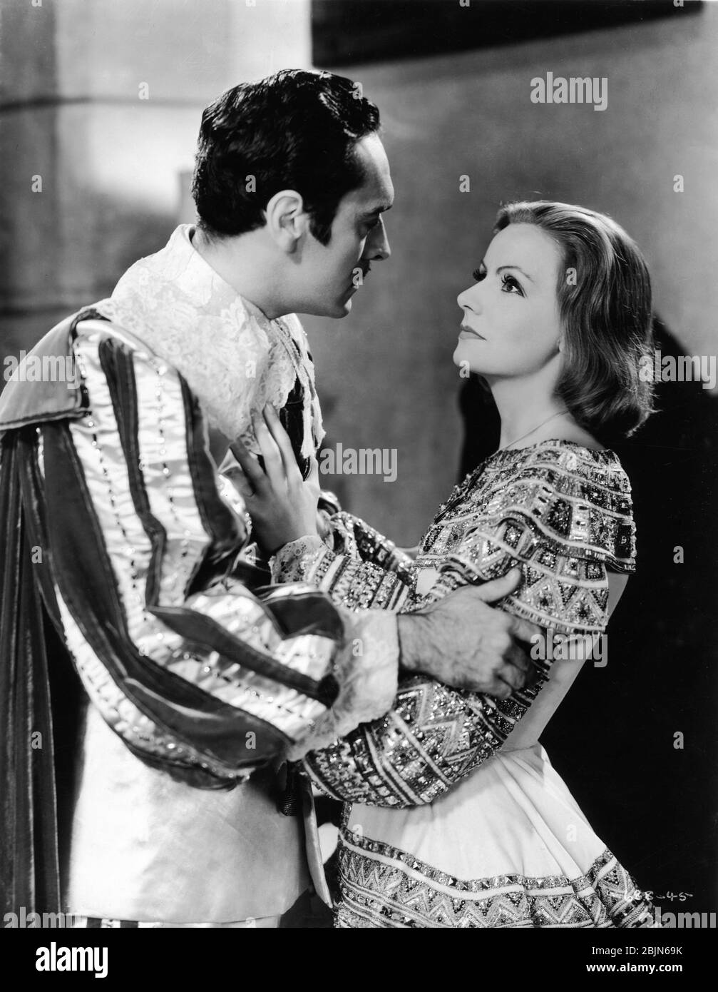 GRETA GARBO and IAN KEITH in QUEEN CHRISTINA 1933 director ROUBEN ...